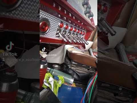 Using a pilot valve to dump the air out of a an air ride suspension