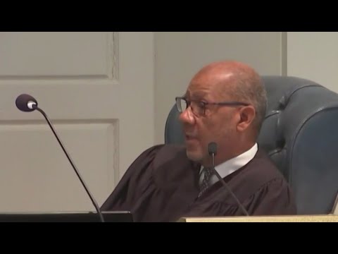 Closing arguments finish up in Alex Murdaugh trial