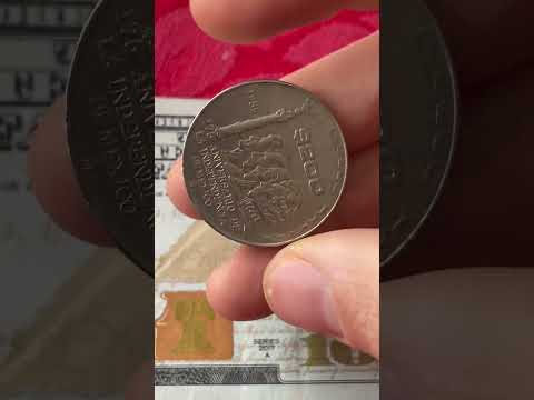 Overly Excited Overview Of A Mexican 200 Peso Coin With Liberation Heroes