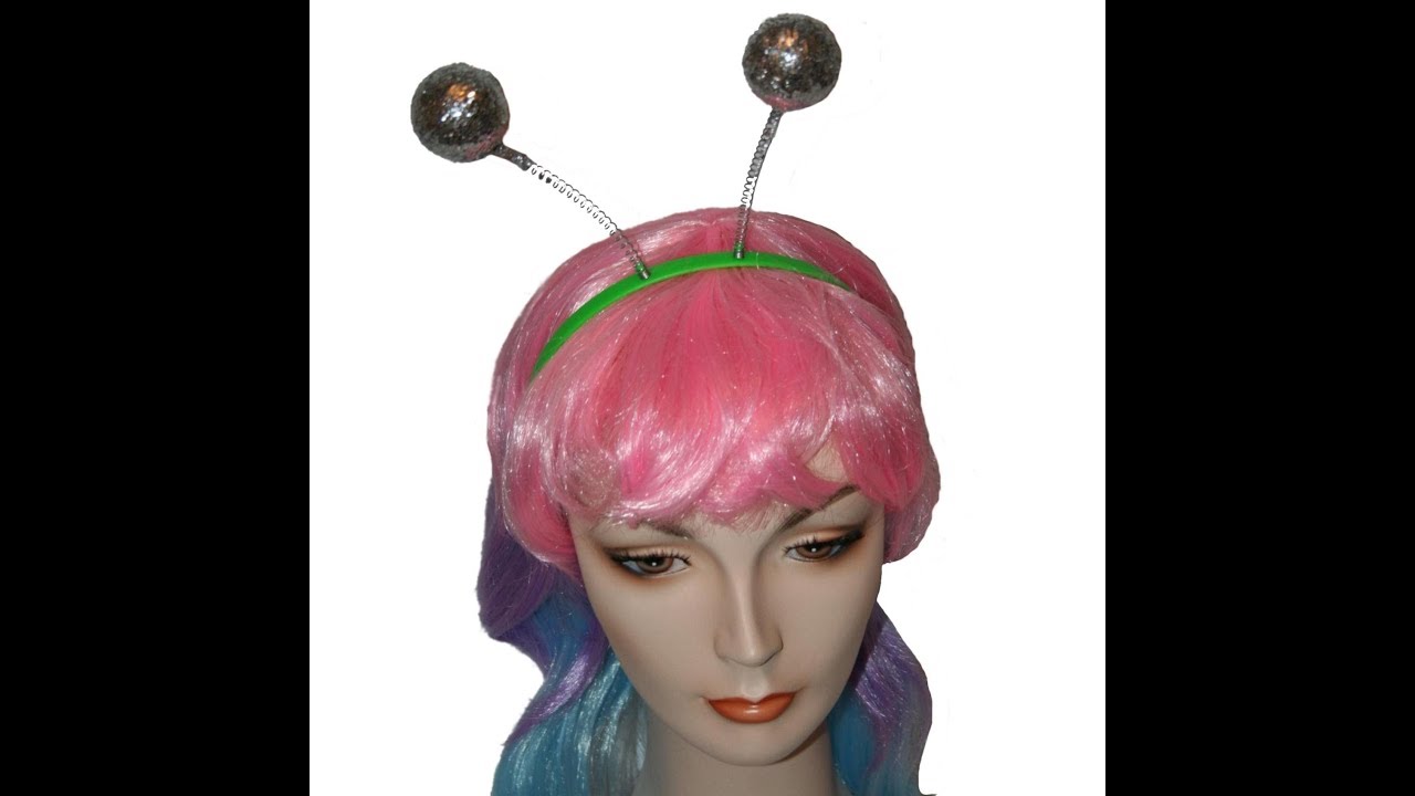 Bee Antenna are the buzz at Head 2 Toe Theatrical