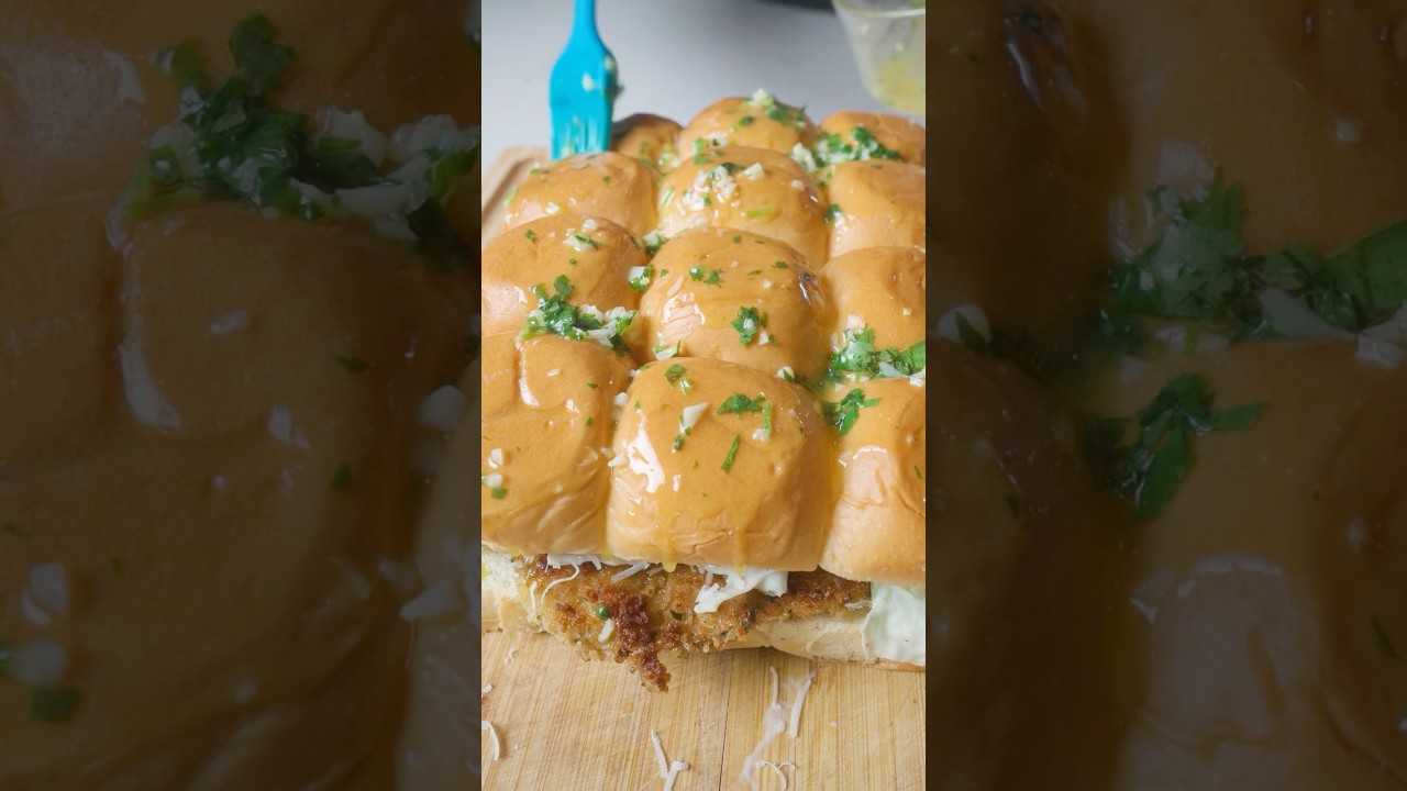 Chicken Caesar Sliders 🤤🧀