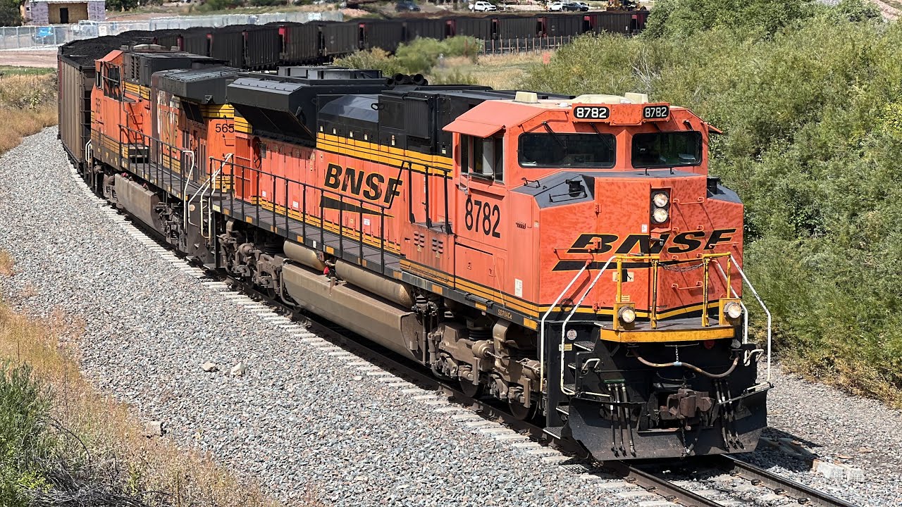 BNSF 8782 Leads C-NAMMIC0-42A Round the Palmer Lake Bend!!