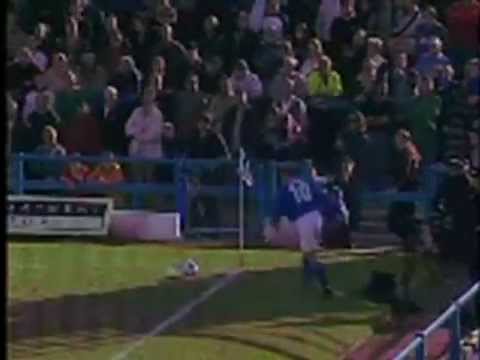 2001-09-22 Chesterfield vs Swindon Town