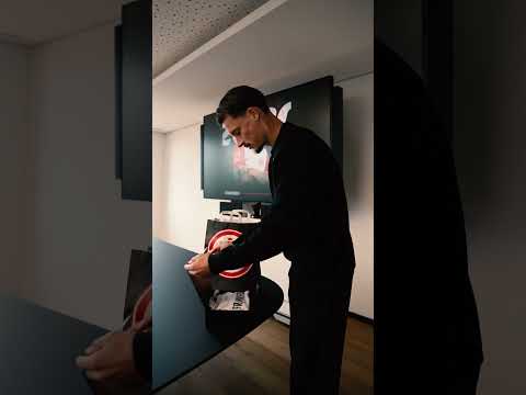 Robin, was hat es mit dieser Eintracht-Tüte auf sich? 🧑🍳
