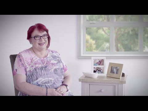 Regular breast screening saved my life – Spanish translation