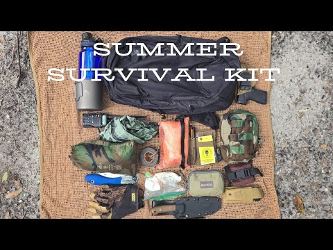 Minimalist Summer Hiking Survival Kit!