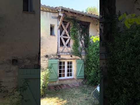Our visit to Castelnau des Fieumarcon, a village you can privatise for your wedding in France
