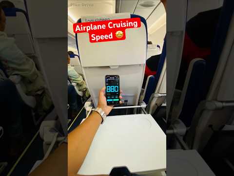 Airplane ki Speed check Kar Li 😲 Speed slow lag rahi hai 😅 #shorts