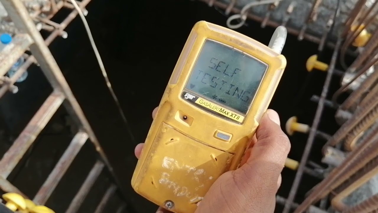 Confined space oxygen level Checking