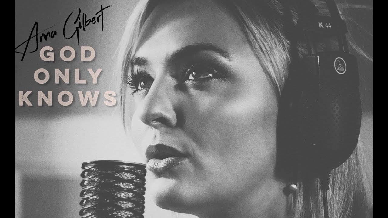 Hire Anna Gilbert - Singing Pianist in Portland, OR | GigSalad