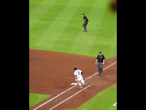 Alex Bregman brings the Astros closer with a home run! #mlb #nba #basketball