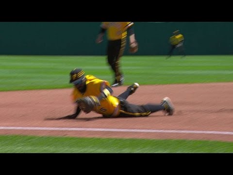 NYY@PIT: Harrison makes great backhanded stop