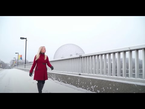 Curious Montreal Promo - Curious Traveler Montreal Québec Canada