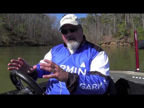 Dion Hibdon Shares Favorite Features on Garmin's NEW Fishfinders