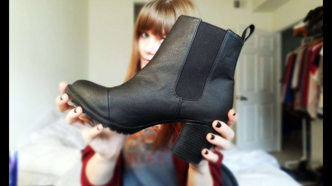 Fall Essentials: Footwear