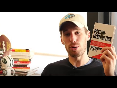 BOOK REVIEW: "Psycho-Cybernetics" by Maxwell Maltz