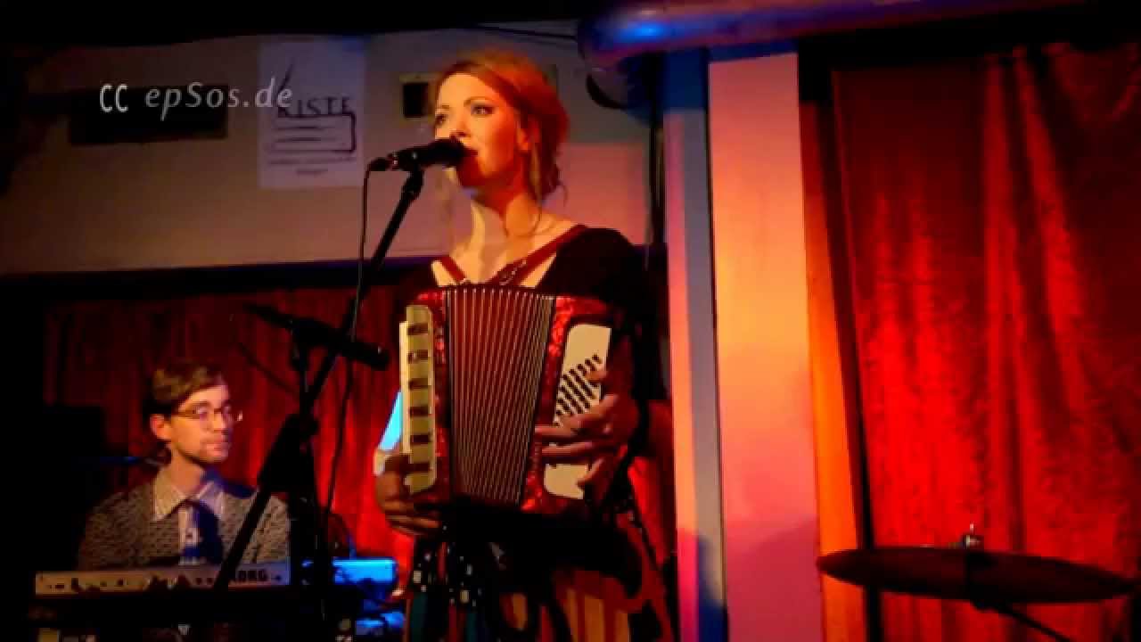 Beautiful Read Hair Woman singing Dream Pop