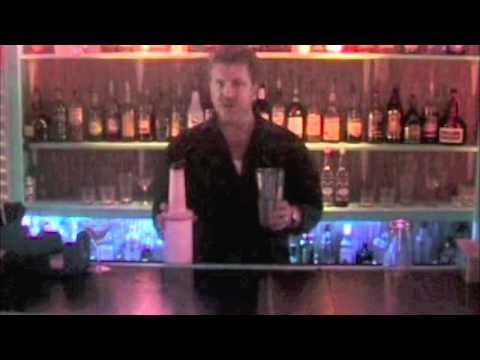 San Diego Bartending School teaches the Cosmopolitan!