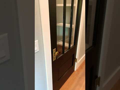 How to HANG a PANTRY door from scratch #gotitcoach #woodworking #pantry