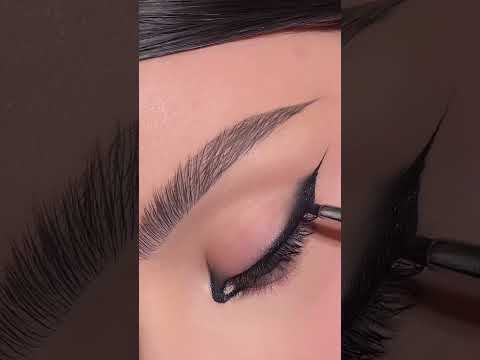 soft green eye makeup tutorial for beginners #eyemakeup #softglamlook #soft #how
