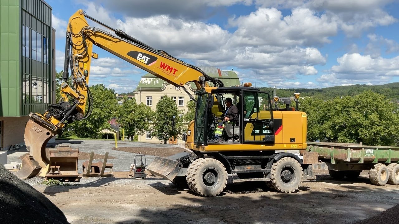 Grävmaskin CAT M316F, Filipstad, Klaravik auktioner