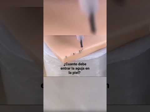 cuanto entra la aguja en la piel en un tatuaje??