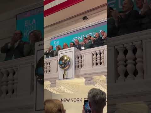 CLOSING BELL ๐ NEW YORK STOCK EXCHANGE
