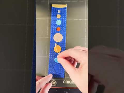 3D Print with Fabric: Planet Bookmark