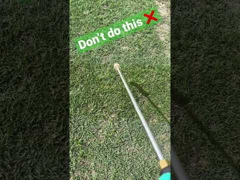 🌿 Quick tip when spraying weeds in your lawn ⛳️ #golfcourselawn #lawnmaintenance