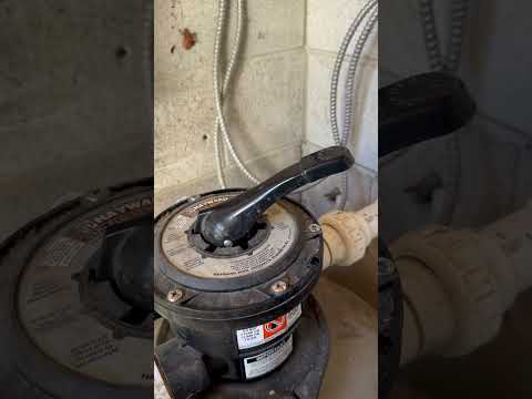 Correct way to start up pool sand filter in spring #swimmingpool #poolservice #poolfilter #poolcare