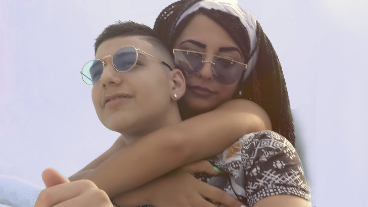 Lyrics & Translations of A Cchiù Bella by Gabriele Giuffrida | Popnable