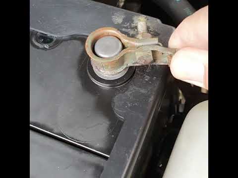 Battery Terminal Problems easy fixed. Berrima Diesel.