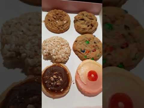 Crumbl Cookies Delivered To My Door Warm #shorts