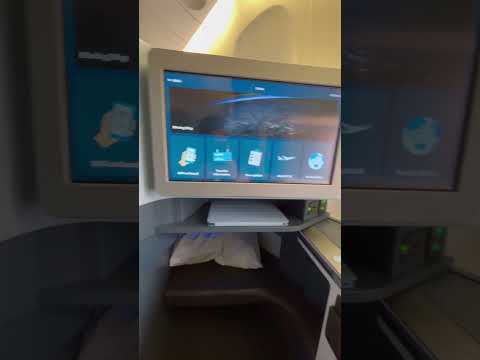 KLM 777 300 er new business class seat