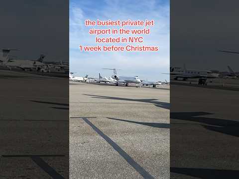 Teterboro Airport 1 week before Xmas #christmasshopping #nyc #newyorkcity #privatejet #pilotlife
