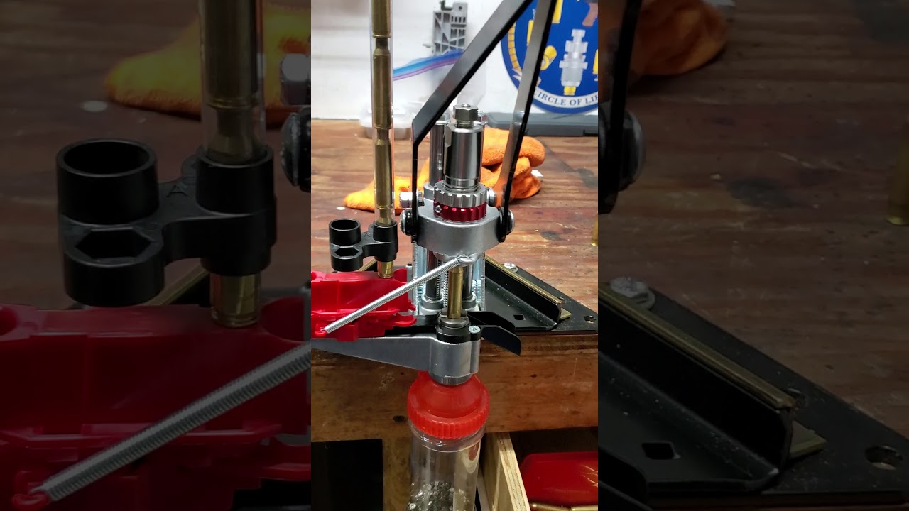 Lee APP - 223 Universal Decapping