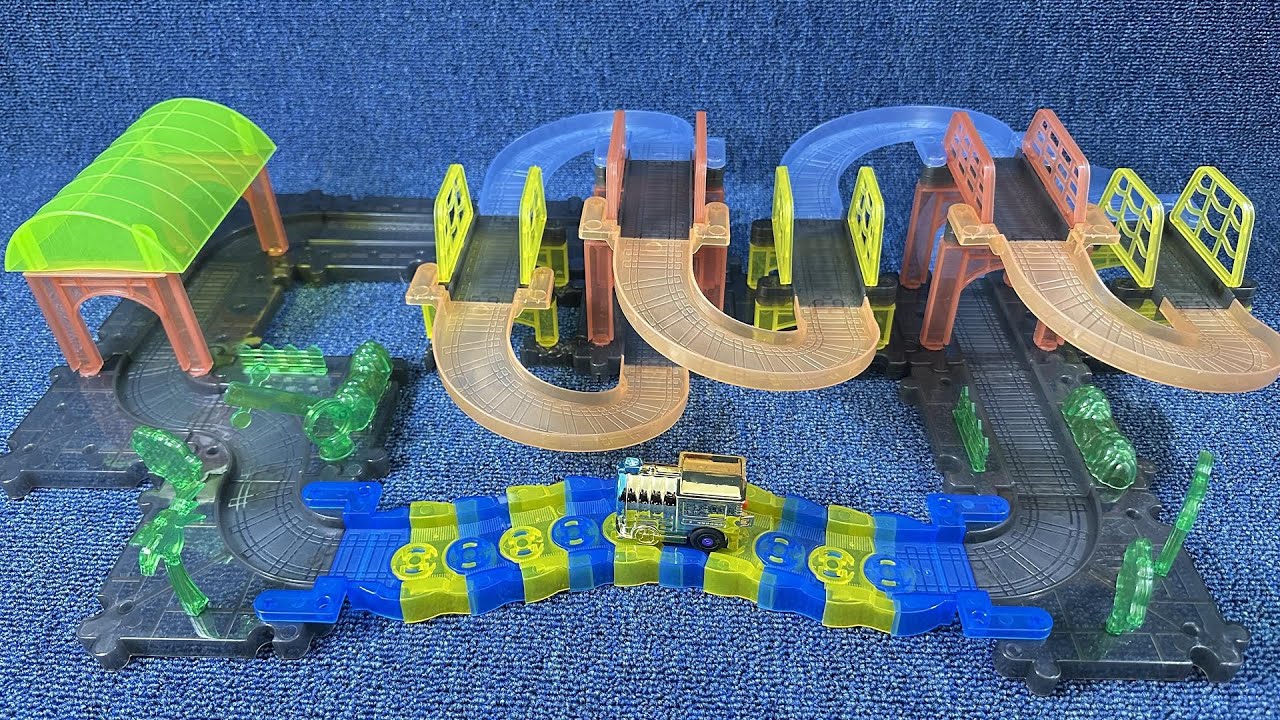 8-Minute ASMR Toy Unboxing: Electric Transparent Track Train Toy Display, Installation ,Review
