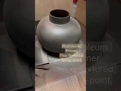 Thrifted Vase! Canβt beat $5 for a designer store look.. primer & textured spraypaint Rustoleum