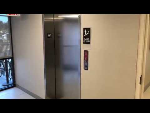 ThyssenKrupp Oildraulic Elevator - Best Western N. Roanoke - Troutsville, VA