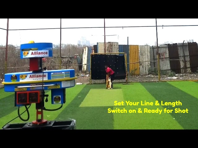 Cricket Bowling Machines - Professional Bowling Machine with moveable ...