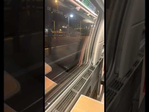 Départ du TGV INOUI 8827 de la gare de Angers