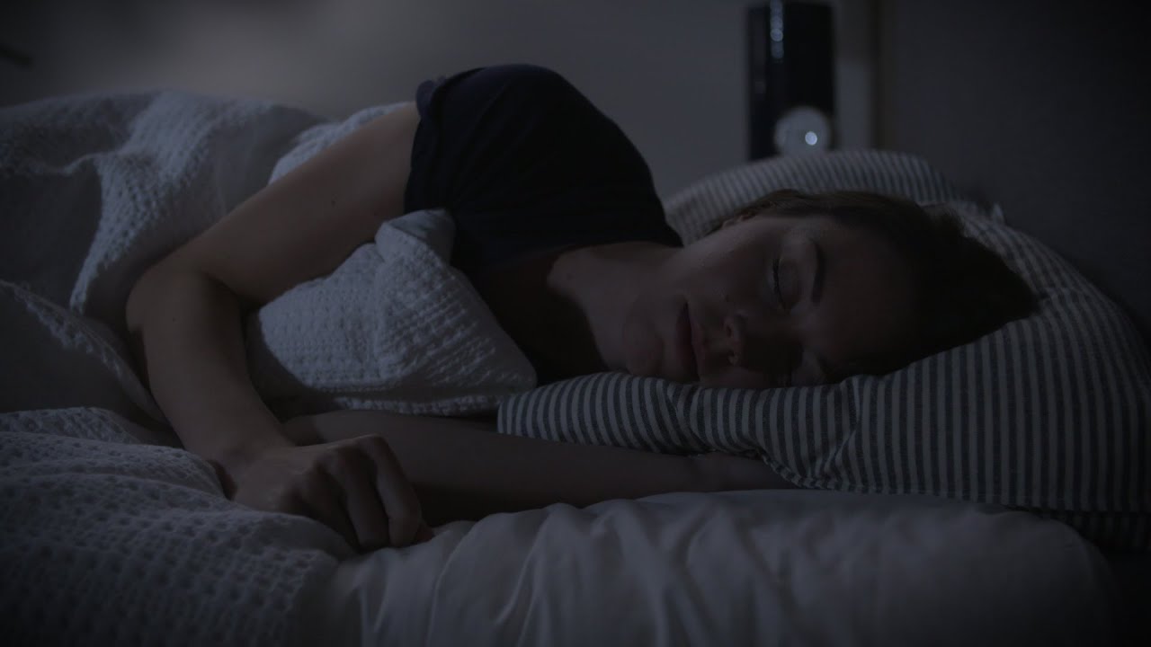 The Pros and Cons of Common Sleep Positions | WebMD