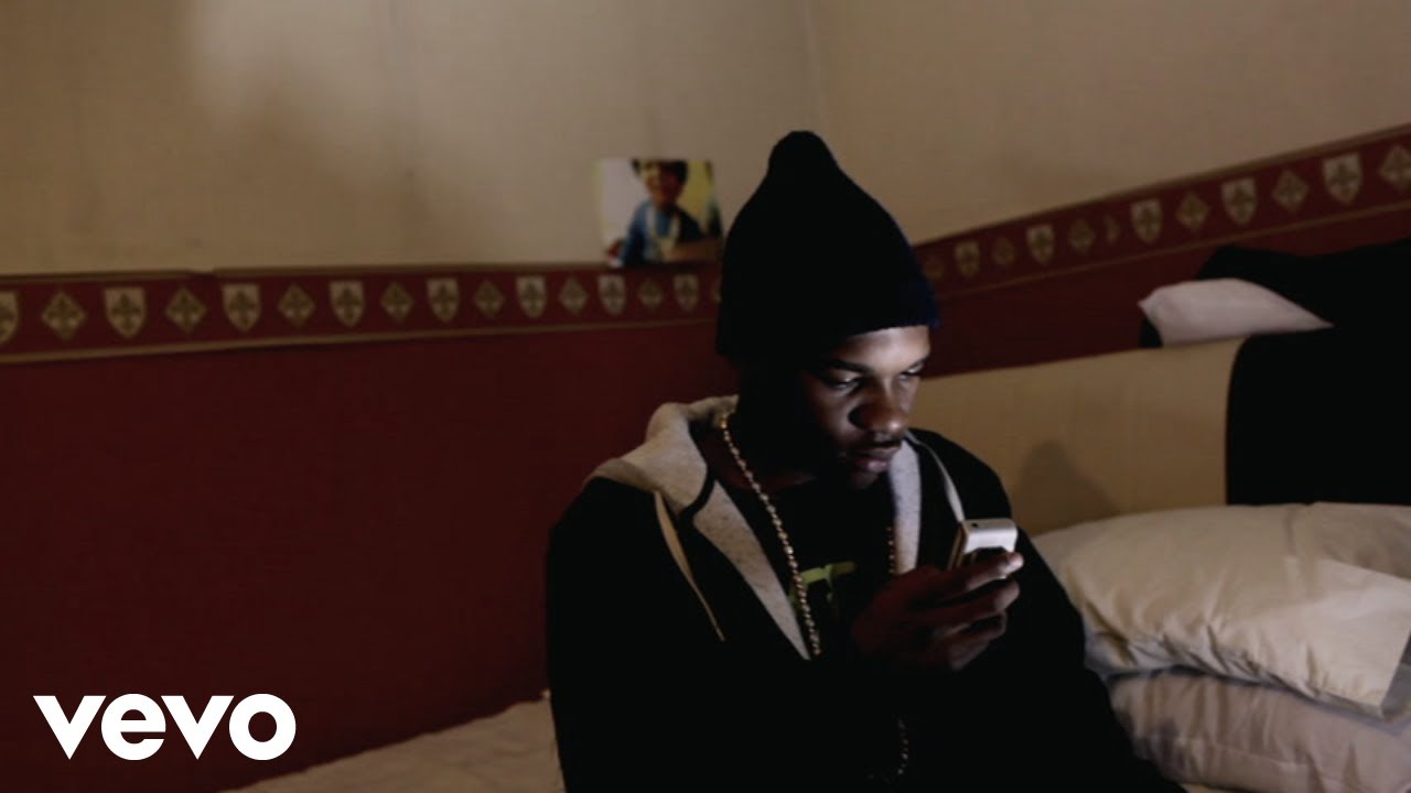Massive Attack - Flat Of The Blade