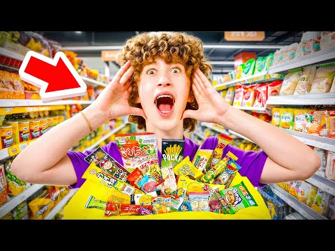 TRYING EXOTIC ASIAN SNACKS!
