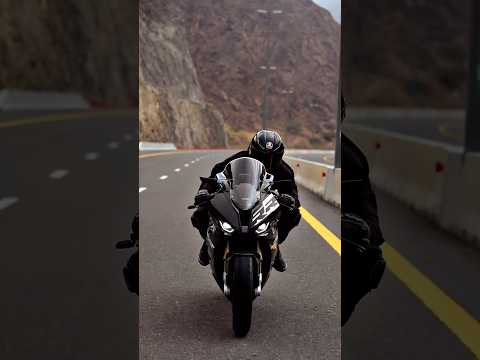 ✅BMW S1000rr 2024 Top speed ✅ #bmw #bmw1000rr #viral #shortvideo #youtubeshorts