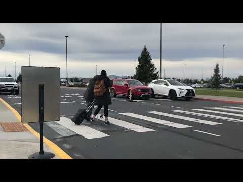 (RDM) Redmond / Bend Oregon, Airport / Terminal walk through (11/09/2023)