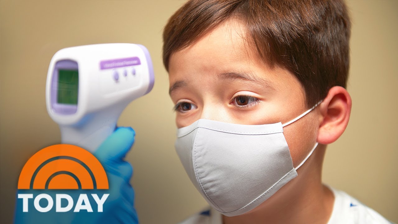 What Families Need To Know Amid Fears Of A Holiday ‘Tripledemic’