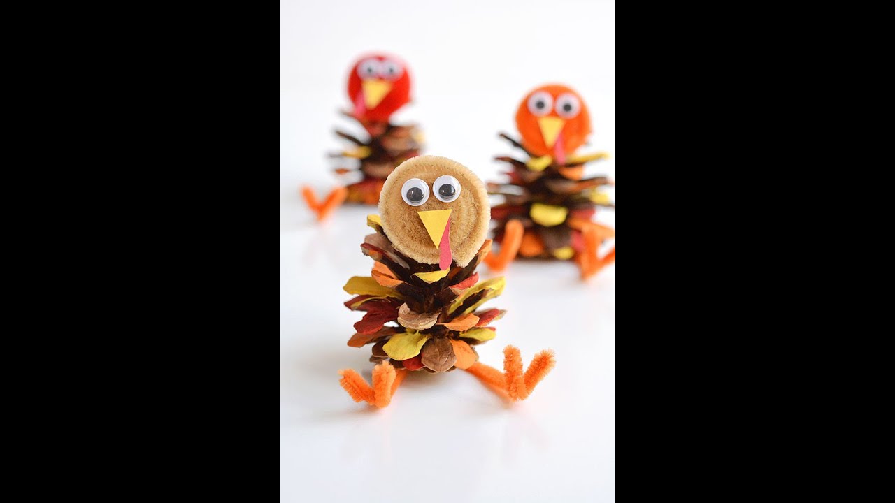 Easy Pinecone Turkey Craft - So cute!! 🧡