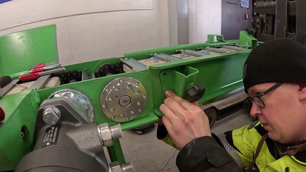 Droma Wood klapikoneen kasausvideo