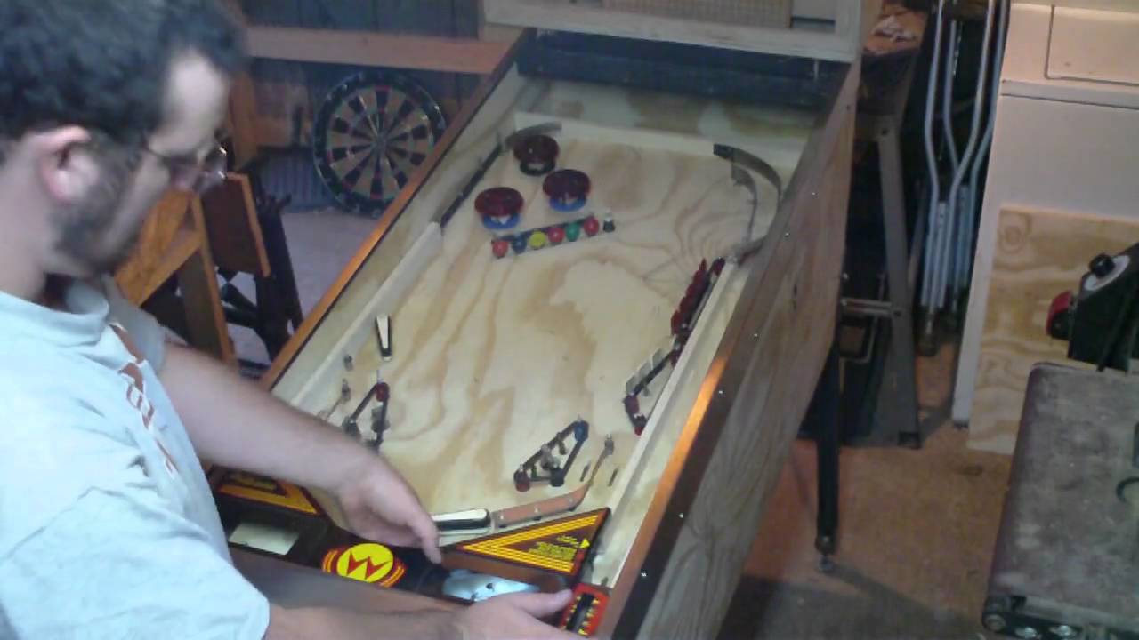 Pinball Machine - Reset Vector - Flipper Demo